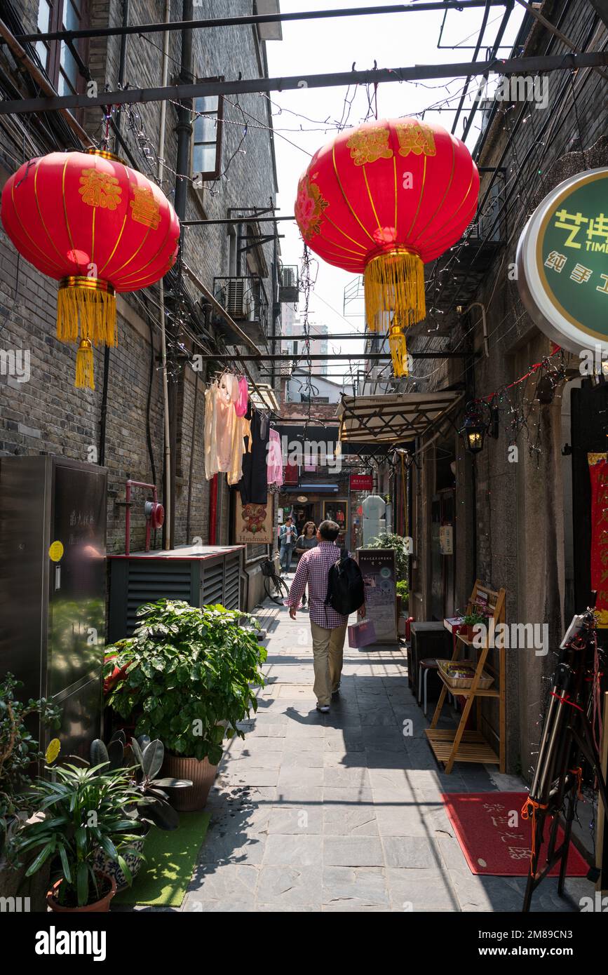 Shanghai inside tianzifang Stock Photo - Alamy