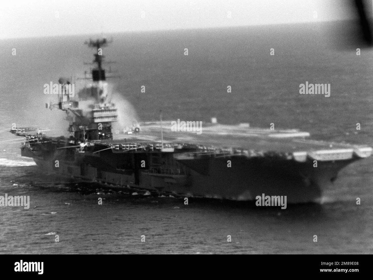 A starboard bow view of the aircraft carrier USS INDEPENDENCE (CV 62 ...
