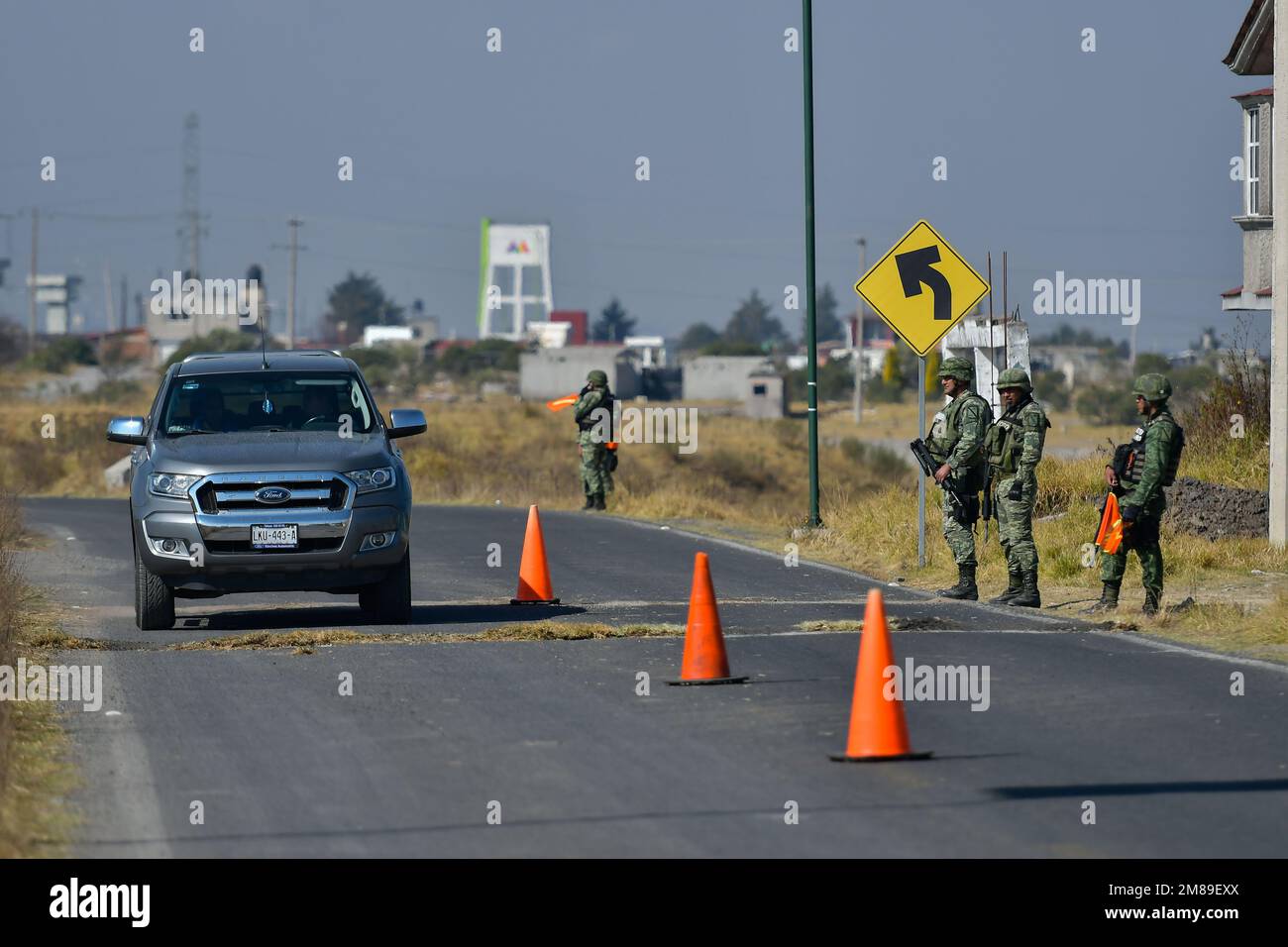 Mexican national guard patrols hi-res stock photography and images - Alamy