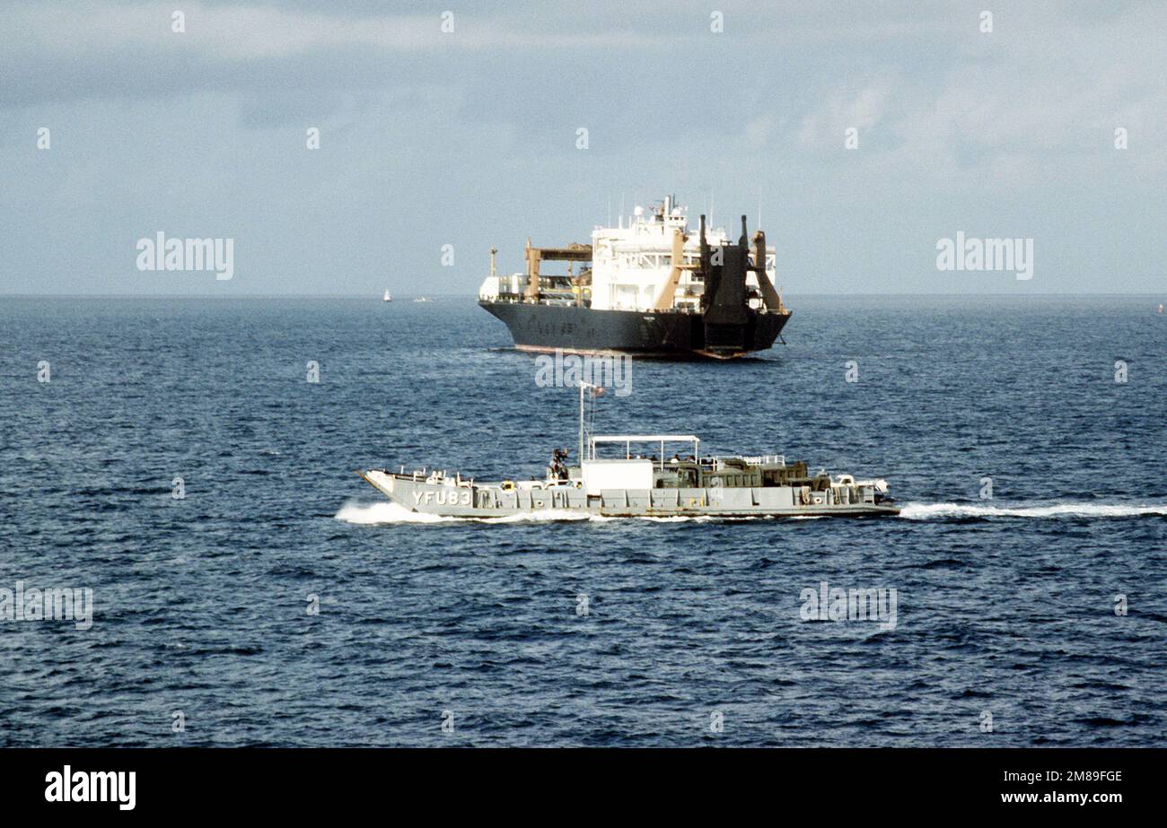 Harbor utility craft hi-res stock photography and images - Alamy