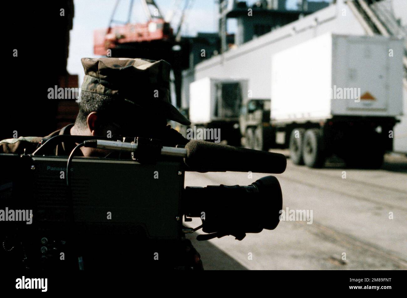 Film loading hi-res stock photography and images - Alamy