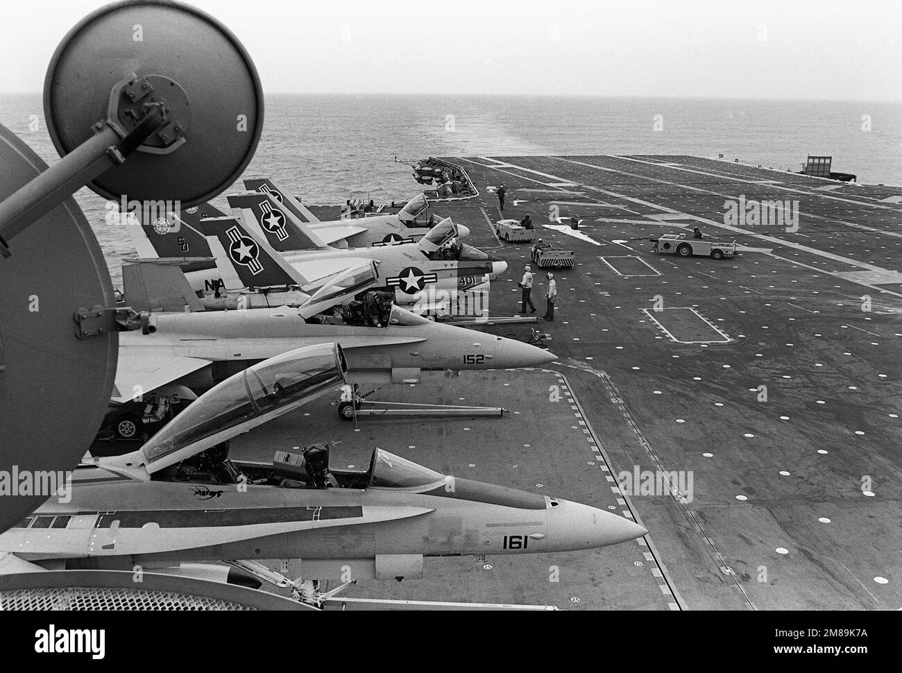 DN-SN-90-01082. Base: USS Independence (CV 62) Country: Atlantic Ocean ...