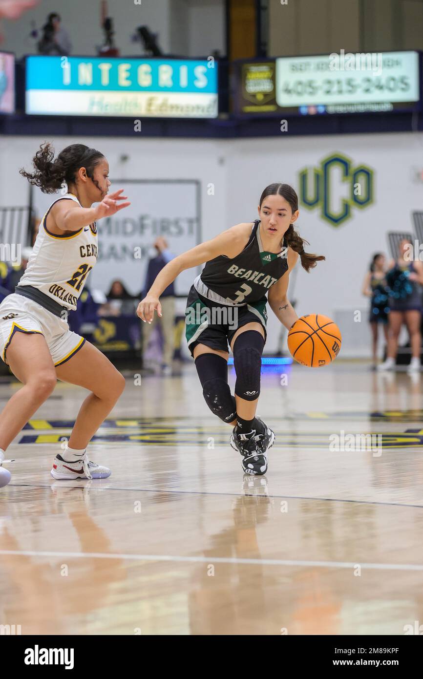 Isabelle Banez Basketball Clipart