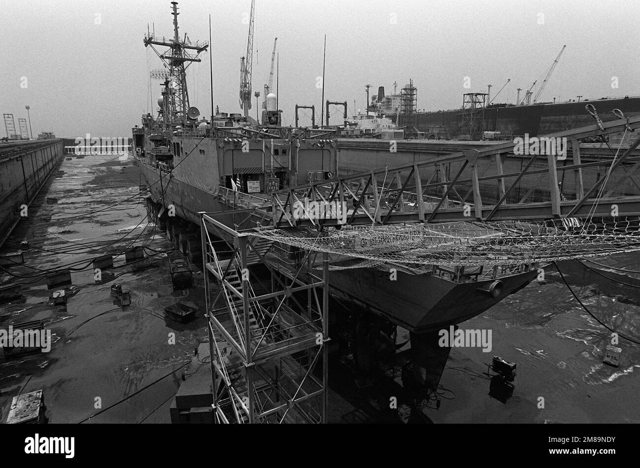 A port quarter view of the guided missile frigate USS SAMUEL B. ROBERTS ...