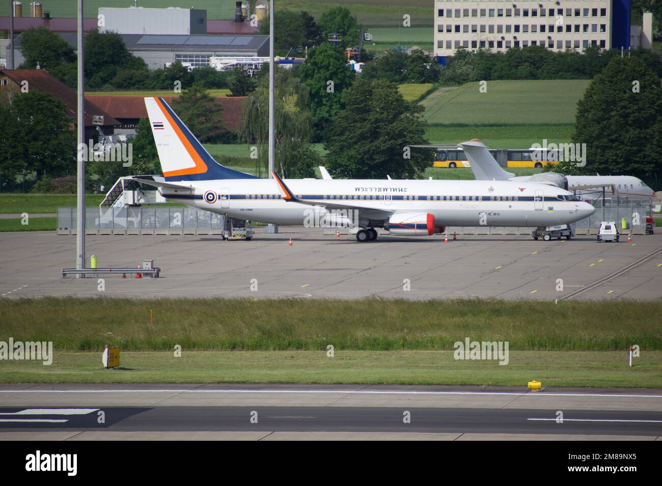 Government air transport plane hi-res stock photography and images - Alamy