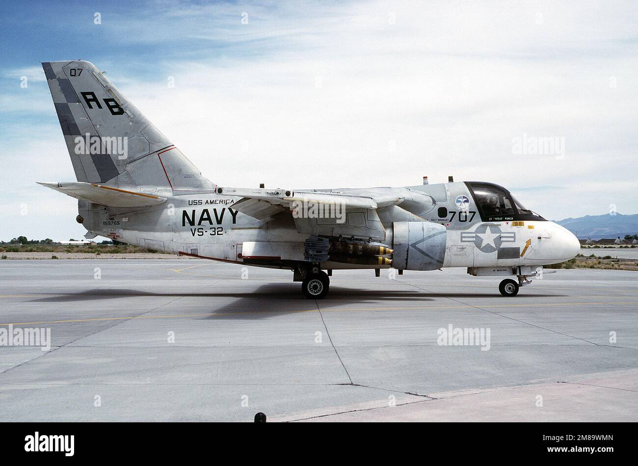 A right side view of an Air Anti-submarine Squadron 32 (VS-32) S-3A ...
