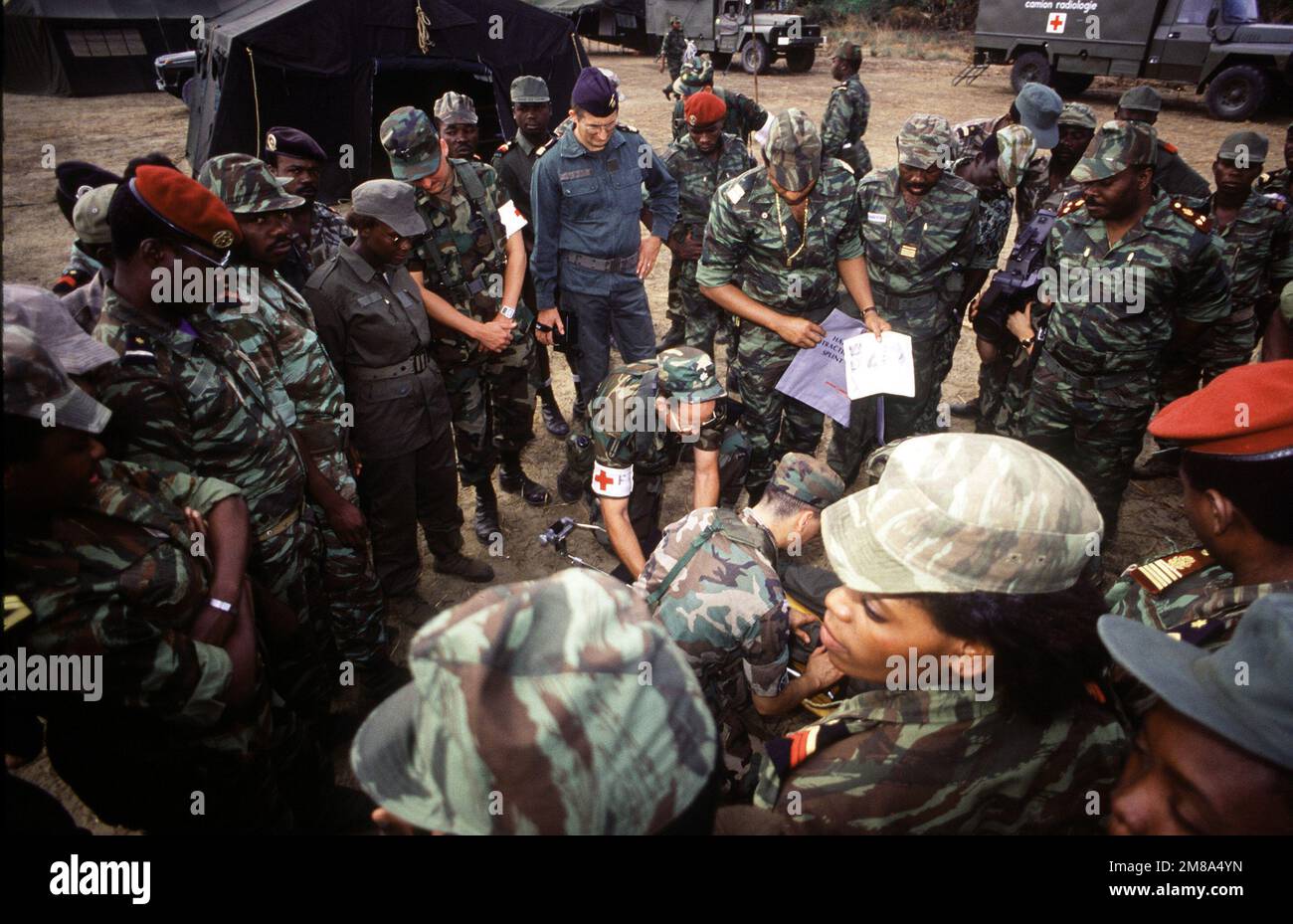 Line of gab hi-res stock photography and images - Alamy