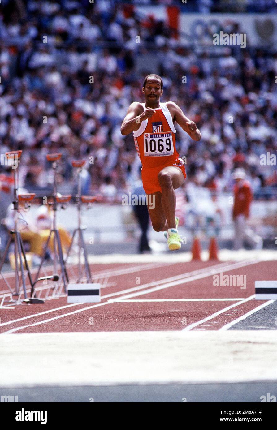Willie Banks Jr., holder of the world triple jump record, competes in ...