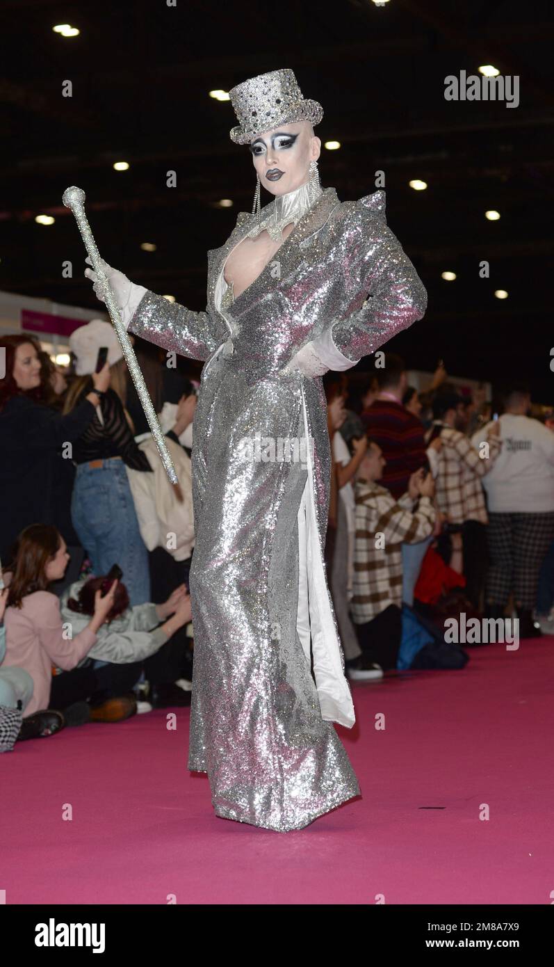 Photo Must Be Credited ©Alpha Press 078237 06/01/2023 Cheddar Gorgeous ...