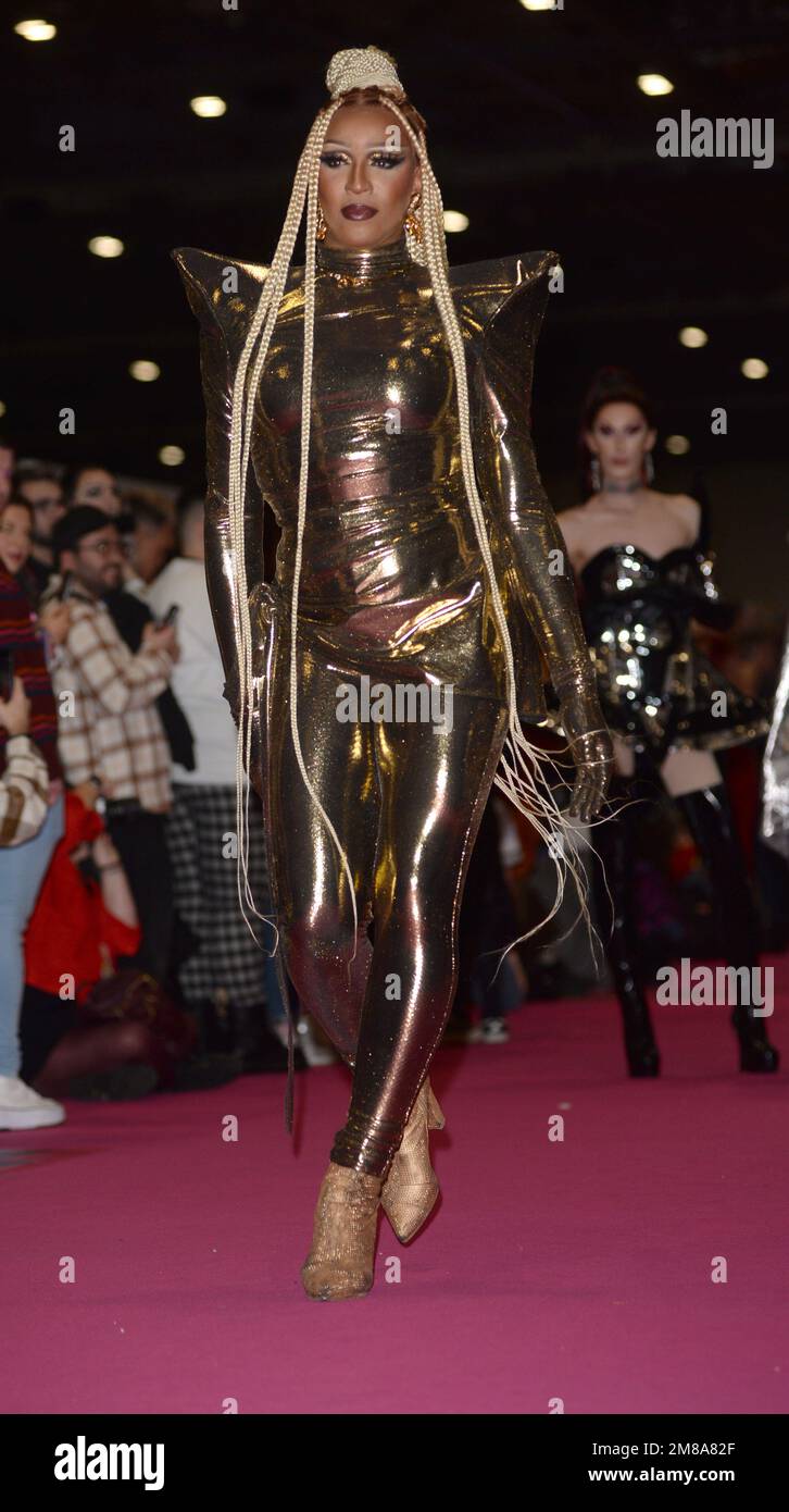 Photo Must Be Credited ©Alpha Press 078237 06/01/2023 Drag Queen at ...