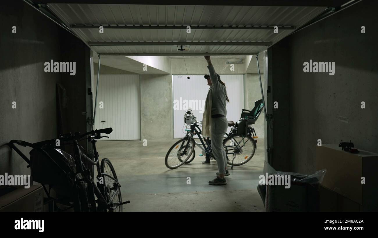 Child sliding door hi-res stock photography and images - Alamy