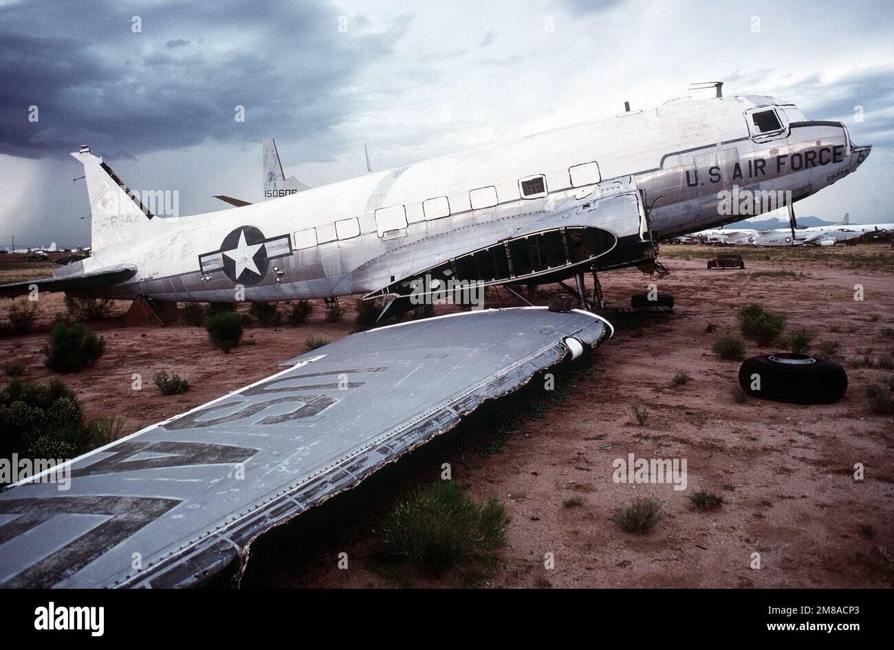 Aircraft disassembly center hi-res stock photography and images - Alamy