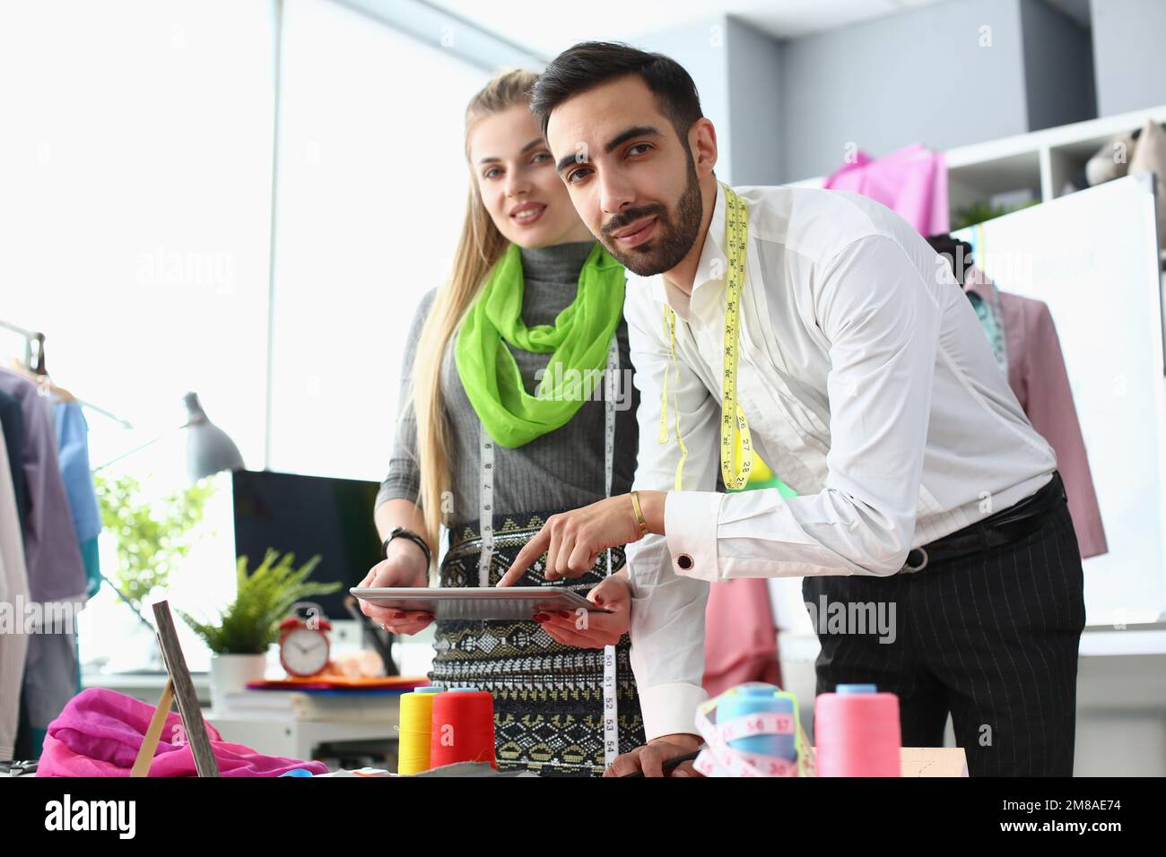 Clothing stylists hi-res stock photography and images - Alamy