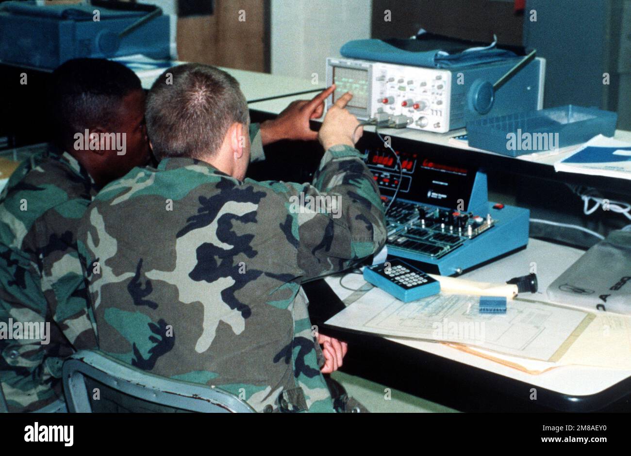 Usa basic trainer hi-res stock photography and images - Alamy