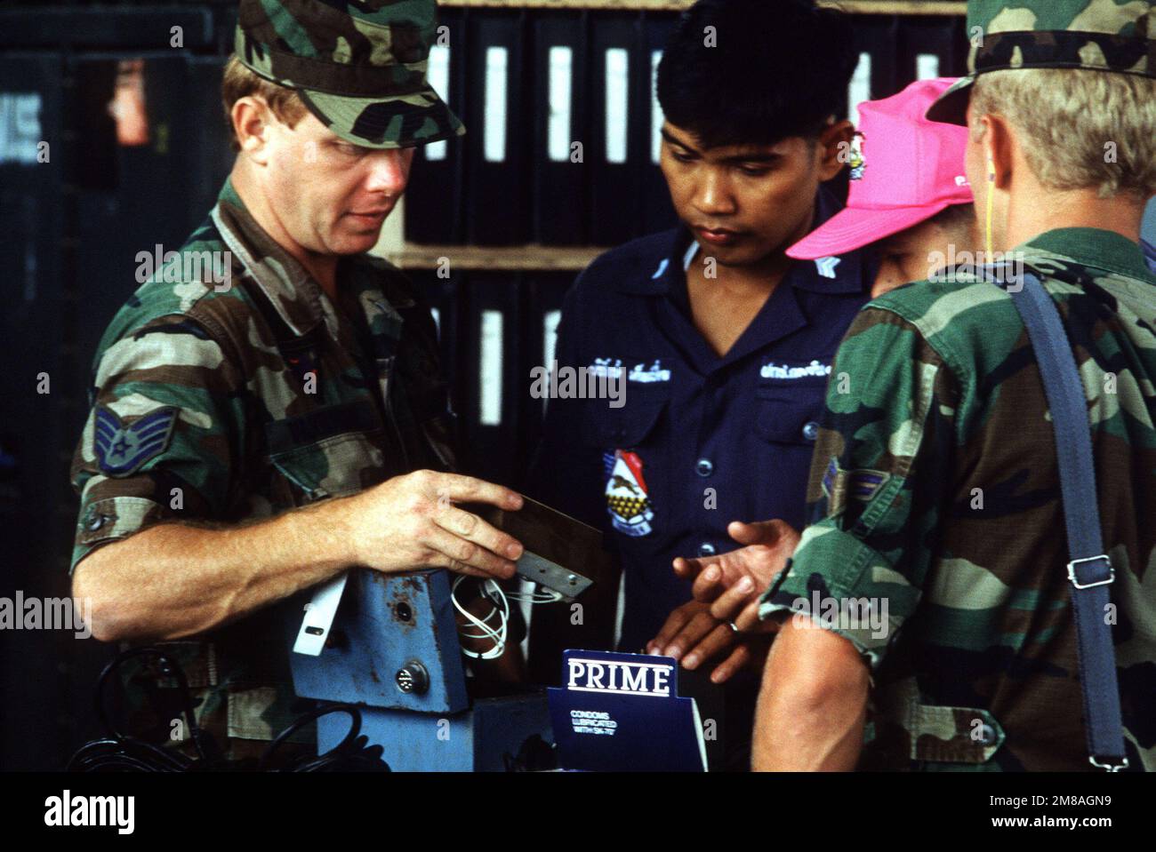 DF-ST-90-04077. Subject Operation/Series: COMMANDO WEST 89-1 Base ...