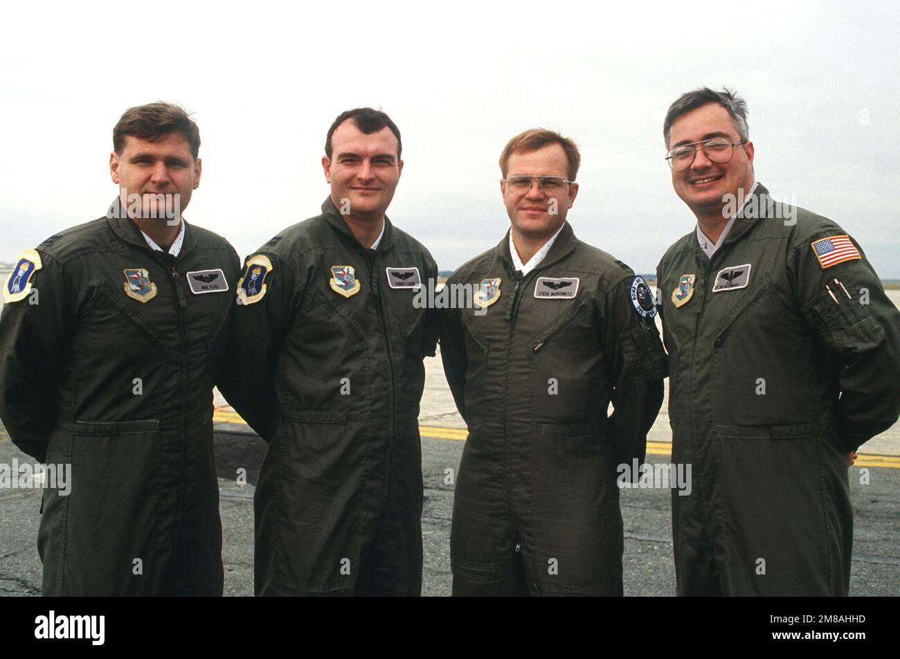The members of one of the four crews to man the KC-135R Stratotanker ...