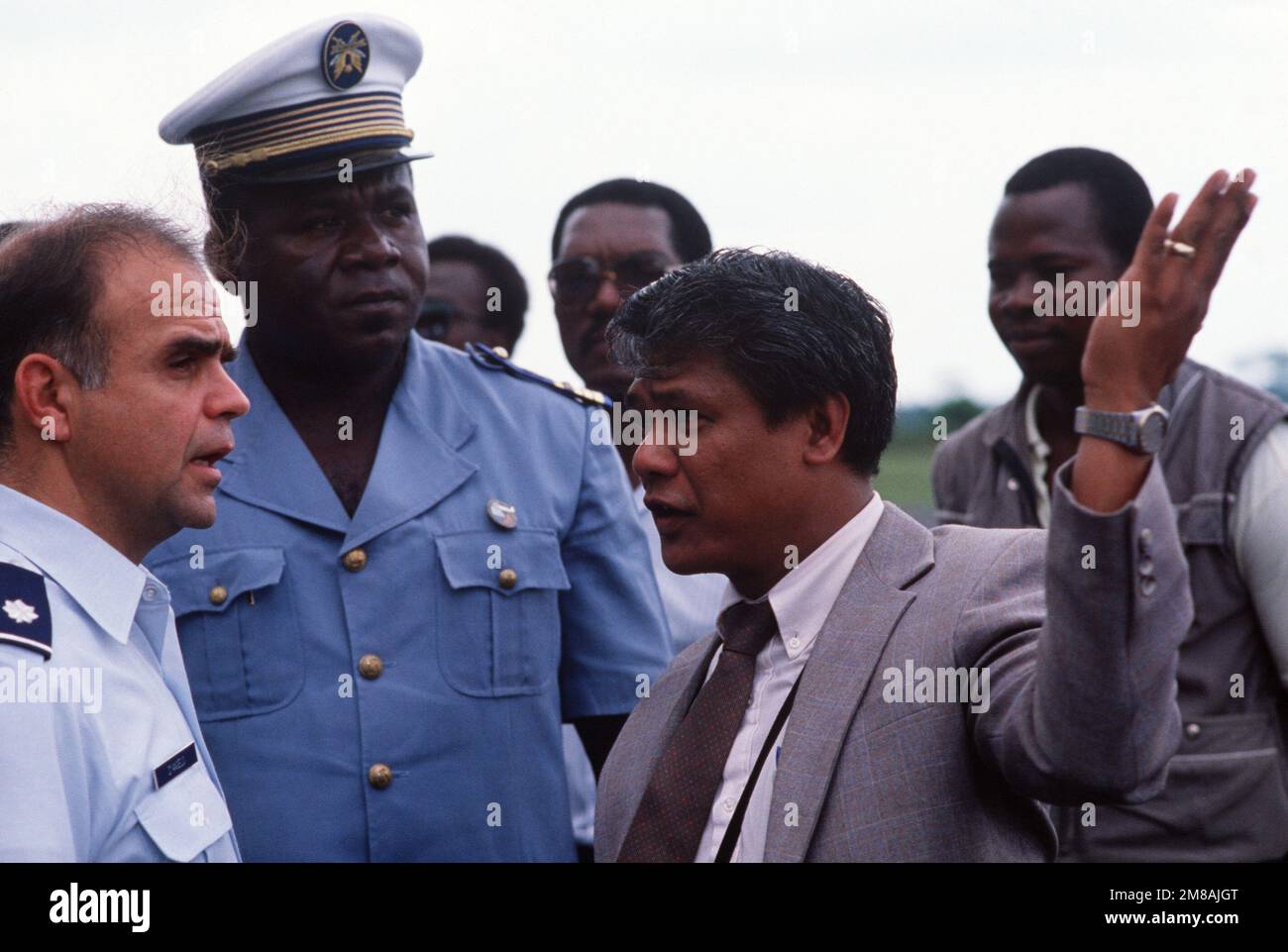 Cameroon air force hi-res stock photography and images - Alamy