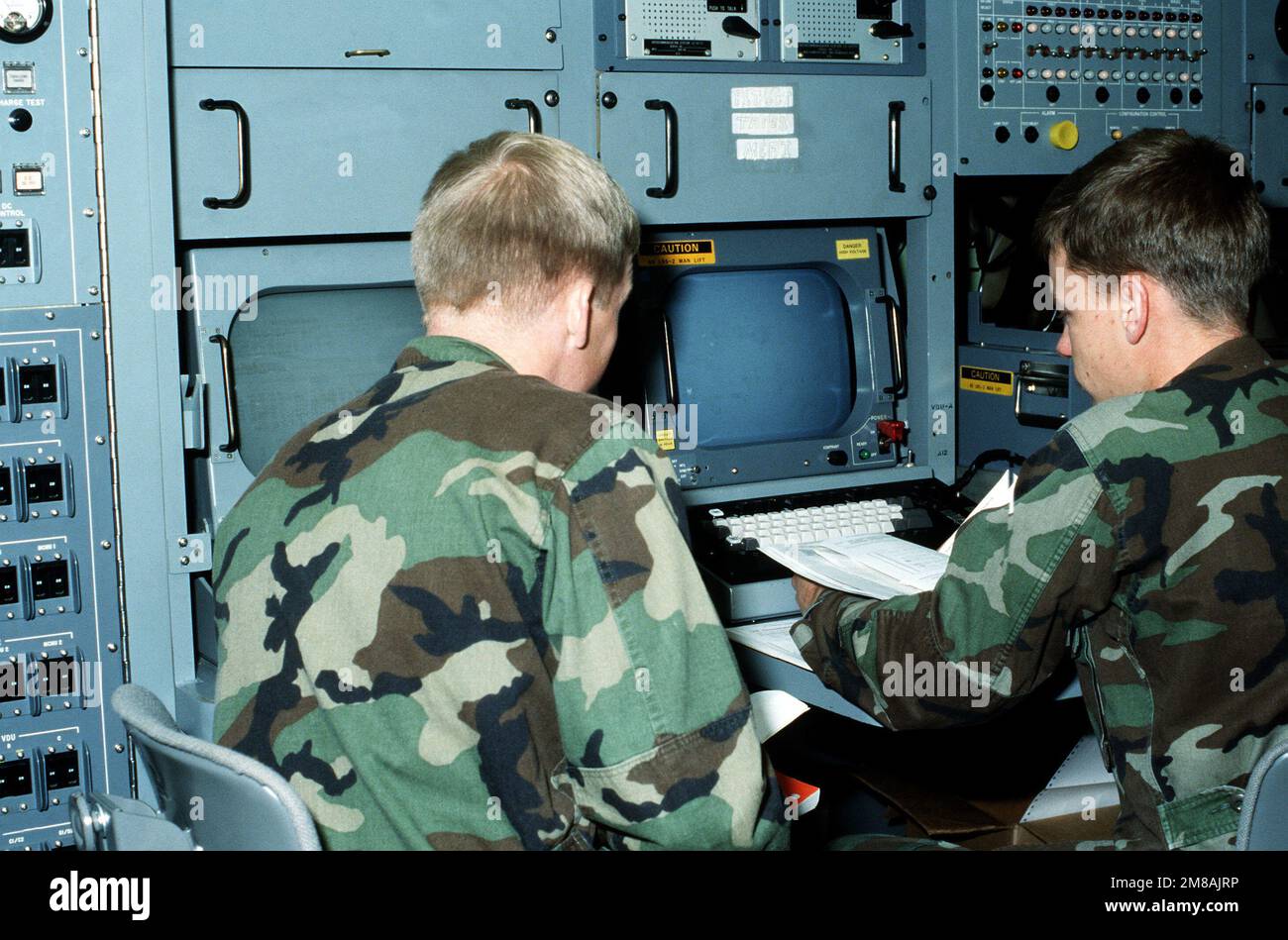 Study base hi-res stock photography and images - Alamy