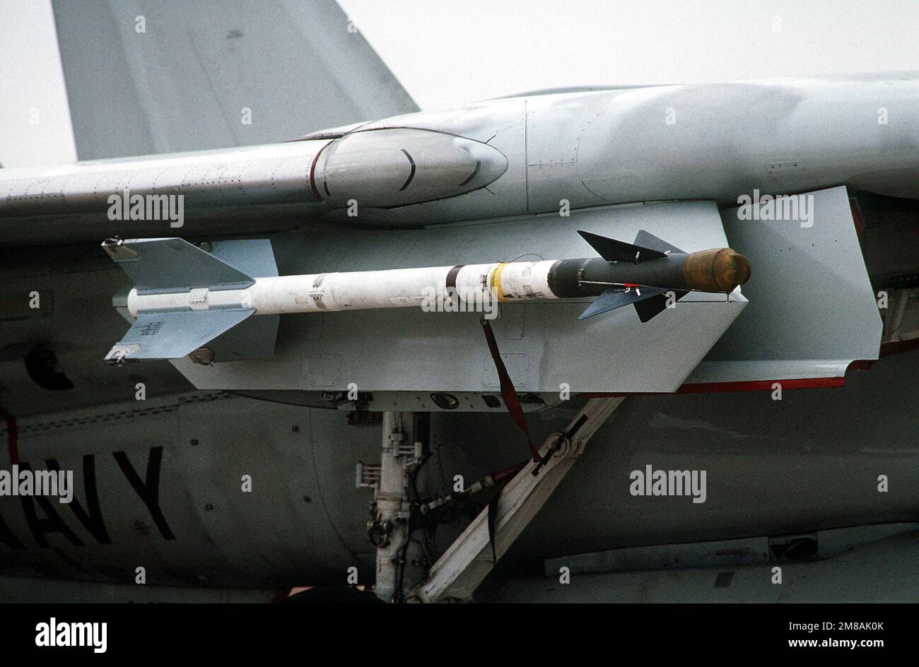 Sidewinder air air missile mounted hi-res stock photography and images ...