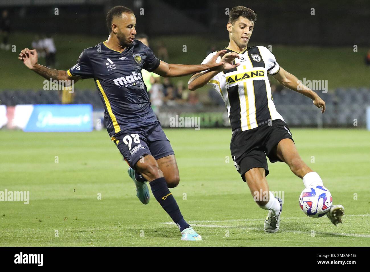 Jonathan Aspropotamitis of the Bulls and Marco Tulio of the Mariners ...