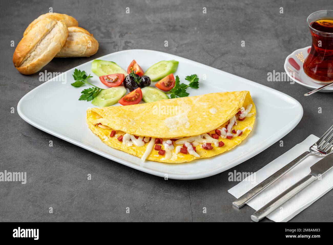 Omelet white plate hi-res stock photography and images - Alamy