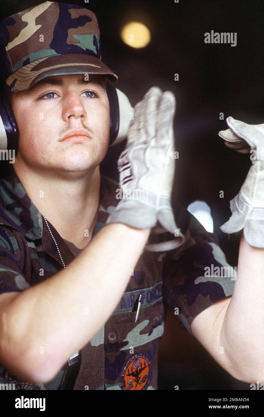 Ramp hand signals hi-res stock photography and images - Alamy