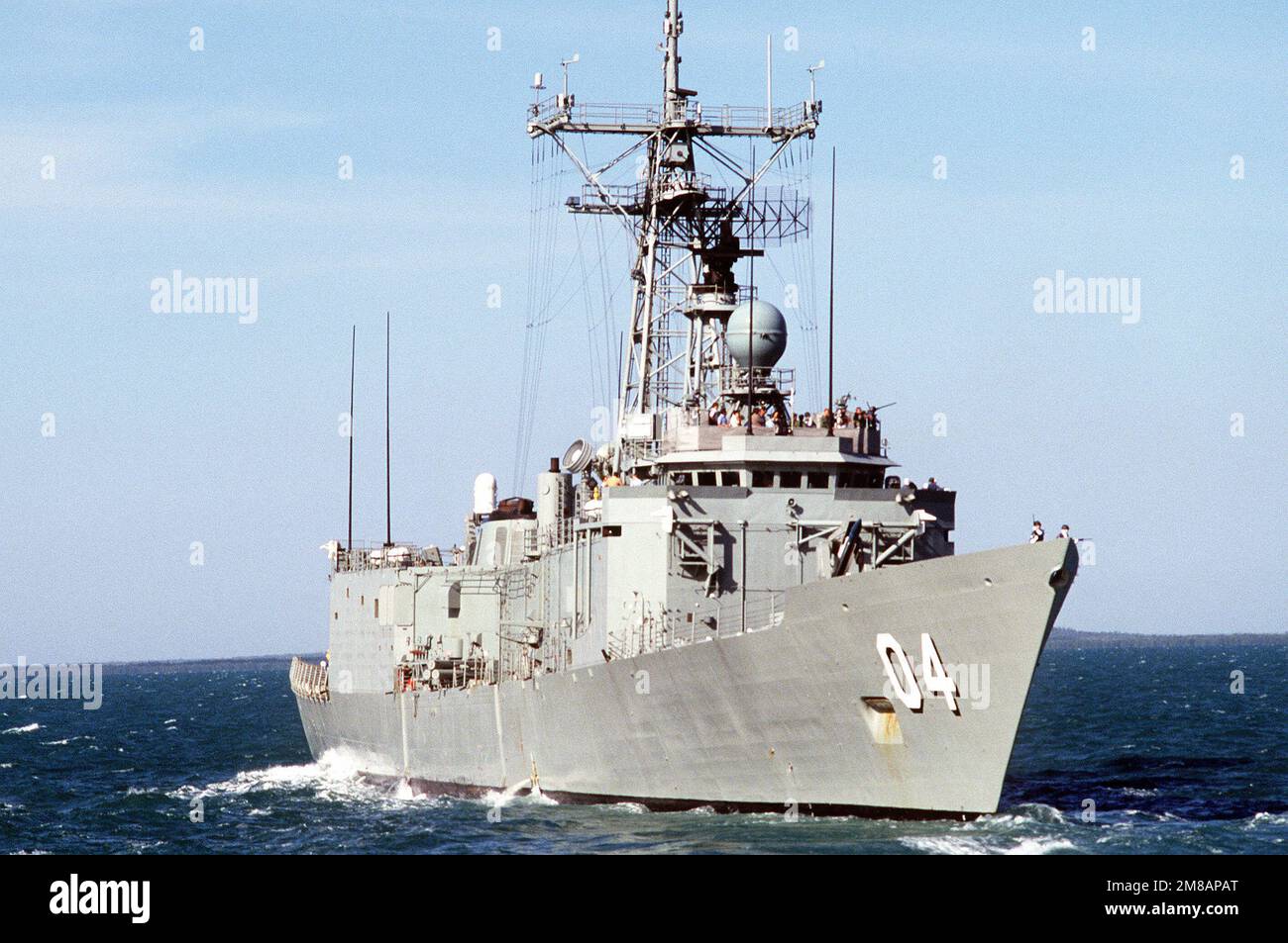 A starboard bow view of the Royal Australian Navy frigate HMAS DARWIN ...