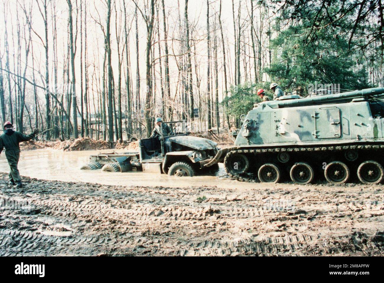 M 88 recovery vehicle hi-res stock photography and images - Alamy