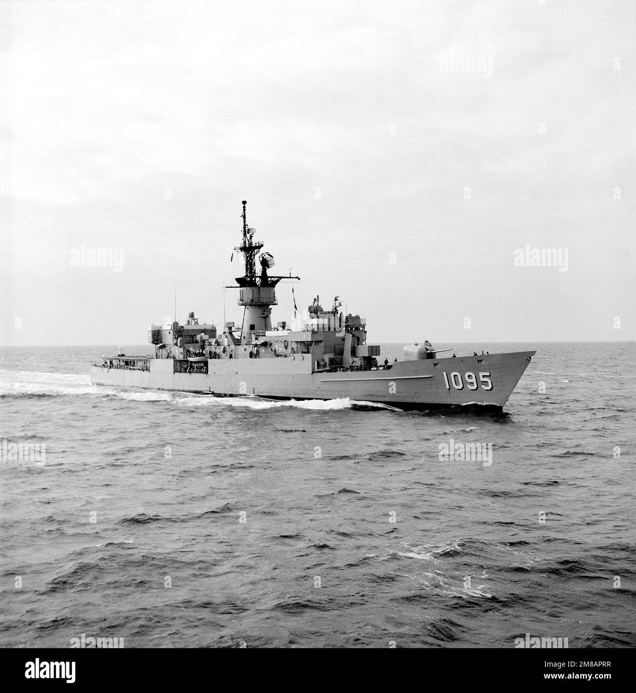 A starboard bow view of the frigate USS TRUETT (FF-1095) underway ...