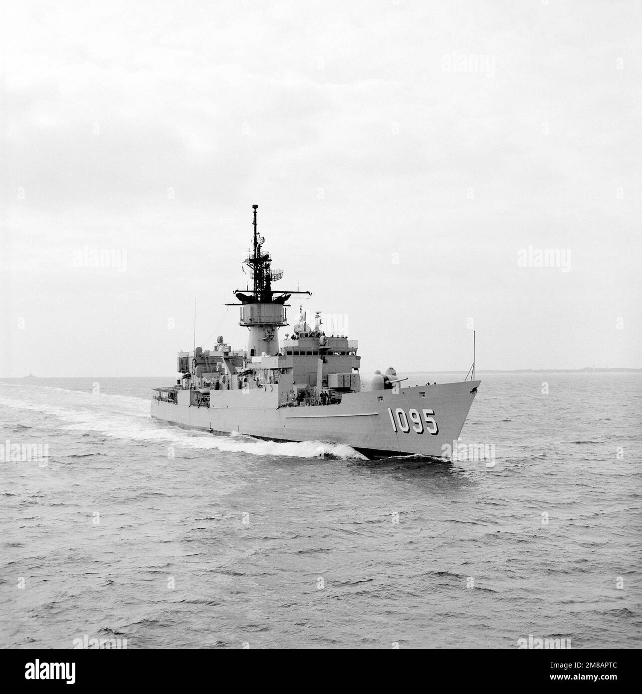 A starboard bow view of the frigate USS TRUETT (FF-1095) underway ...