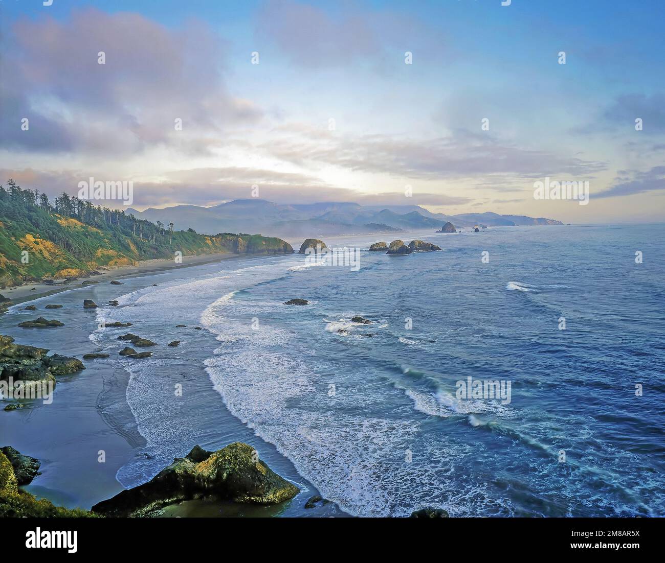 Crescent beach oregon coast hi-res stock photography and images - Alamy