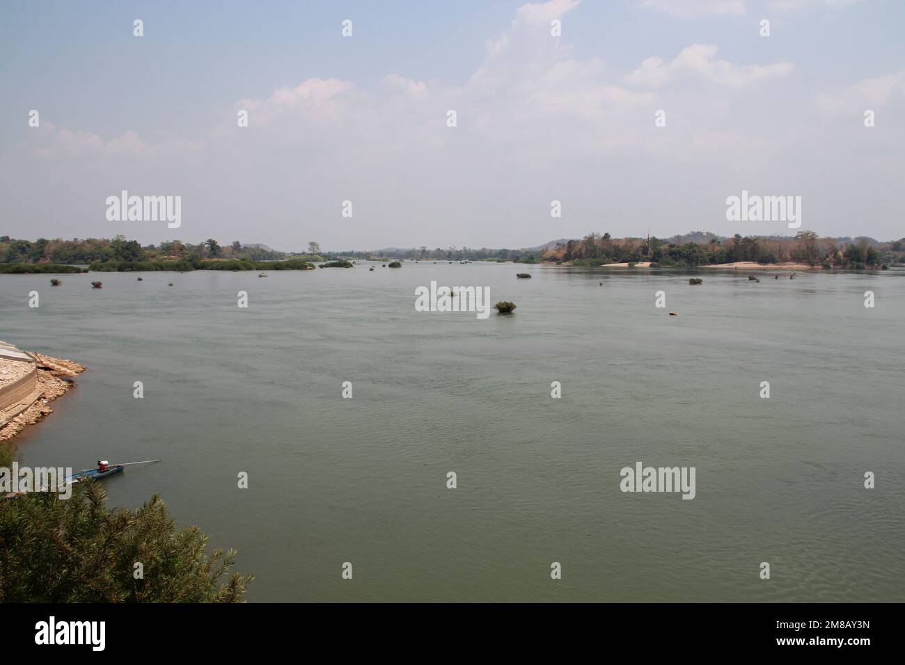 Rivière mekong laos hi-res stock photography and images - Alamy