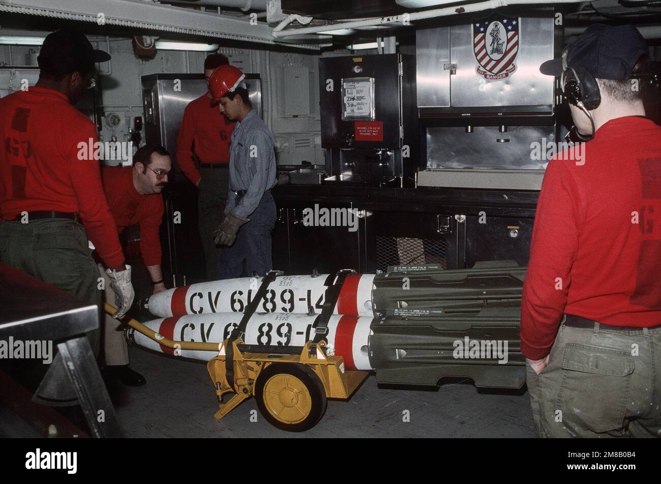 Uss ranger cv 61 hi-res stock photography and images - Alamy