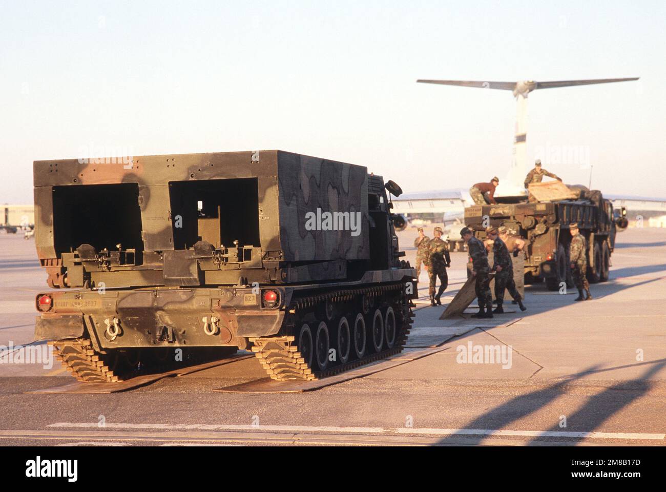 M 270 mlrs hi-res stock photography and images - Alamy