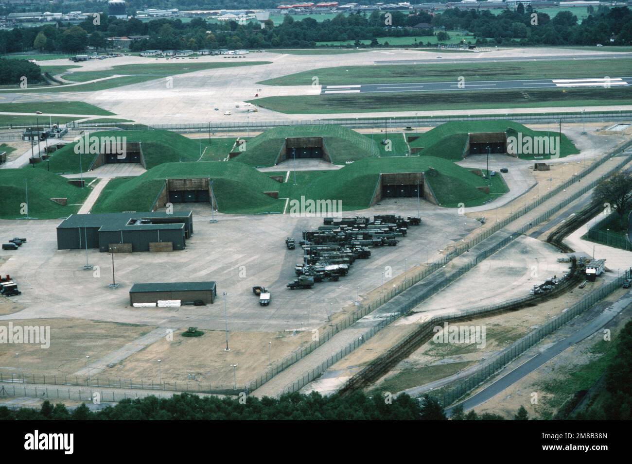 Greenham common royal air force base hi-res stock photography and ...
