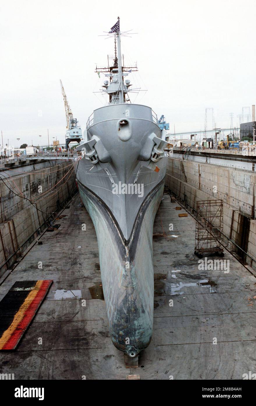 A bow view of the battleship USS MISSOURI (BB-63) as it lies in dry ...