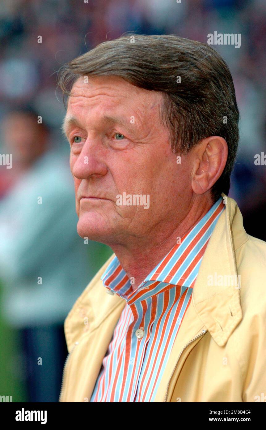 18 c temple hi-res stock photography and images - Alamy