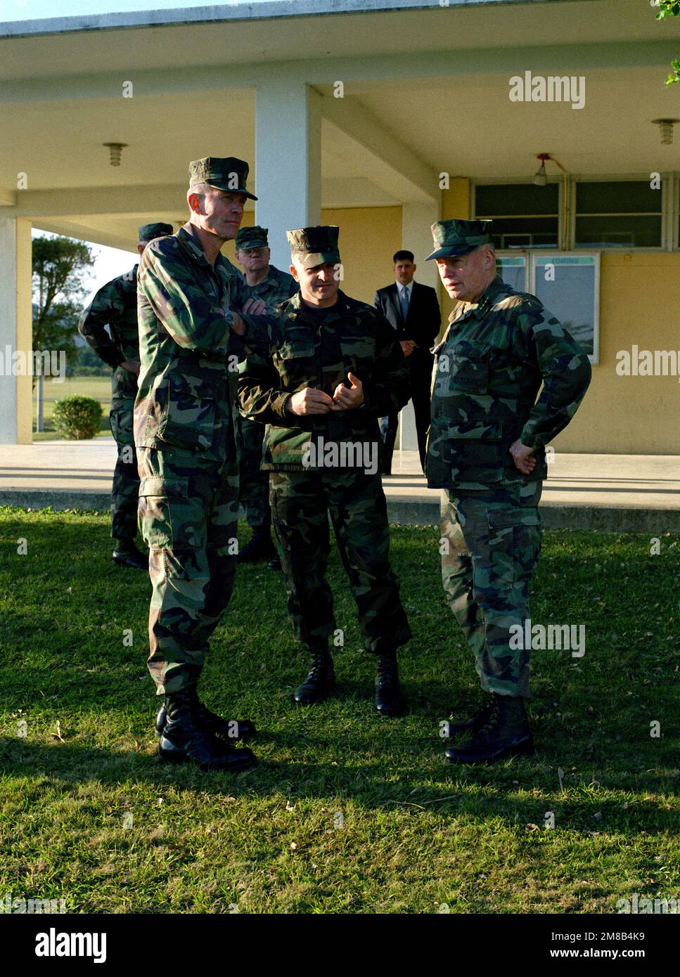 Commandant of the Marine Corps GEN Alfred M. Gray talks with COL ...