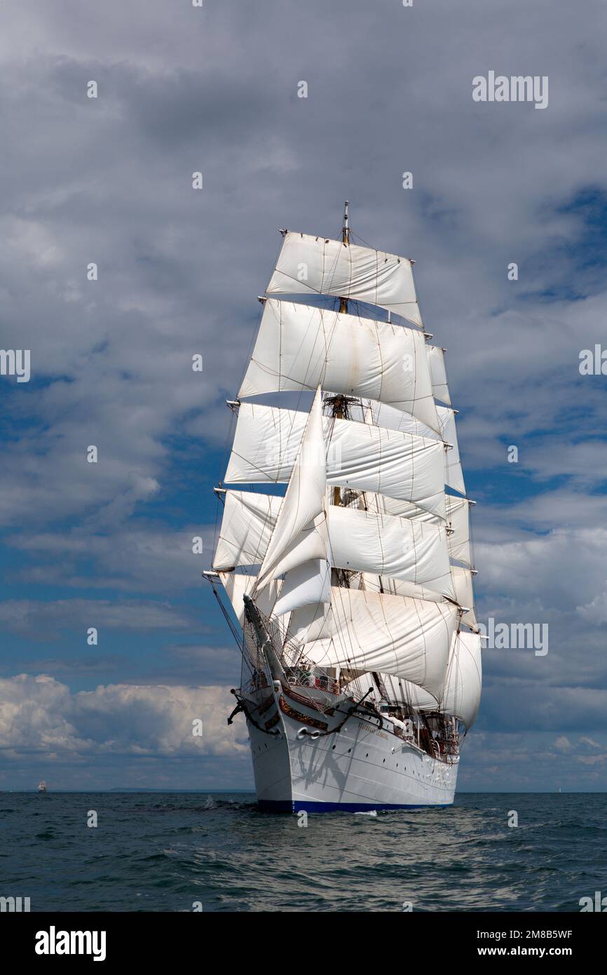 Norwegian tall ship Statsraad Lehmkuhl, Torbay race start, 2016 Stock ...