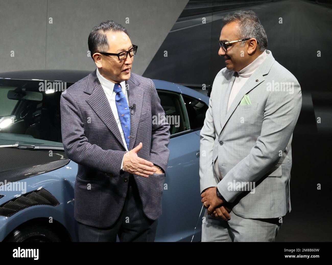 Chiba, Japan. 13th Jan, 2023. Japan's automobile giant Toyota Motor president Akio Toyoda (L ...