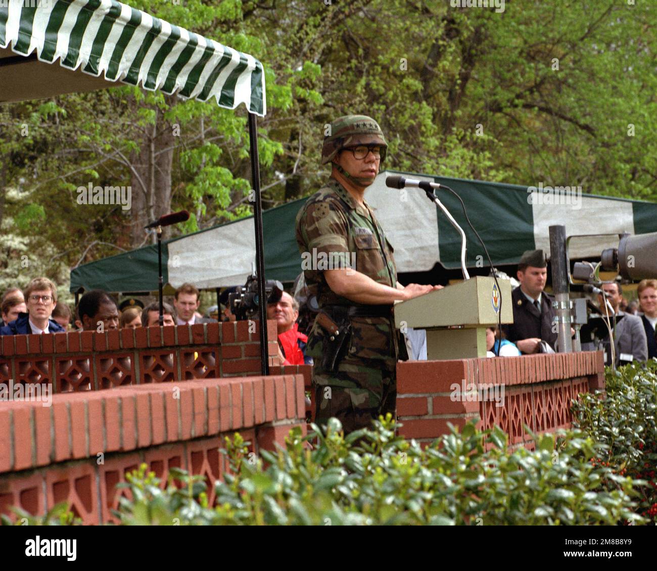 GEN. Colin L. Powell addresses the audience at Forces Command change of ...