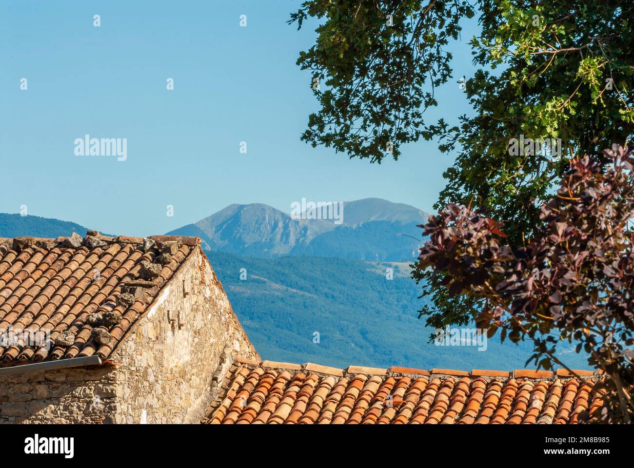 Secluded ancient home hi-res stock photography and images - Alamy