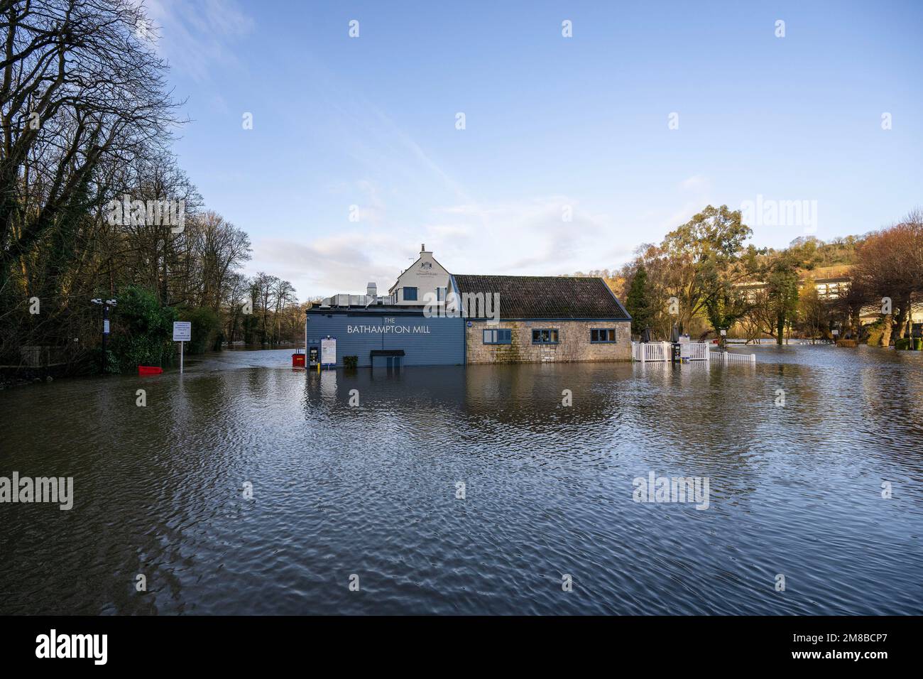 13.01.23. FLOODING SOMERSET. *pub name correction* The flooded ...