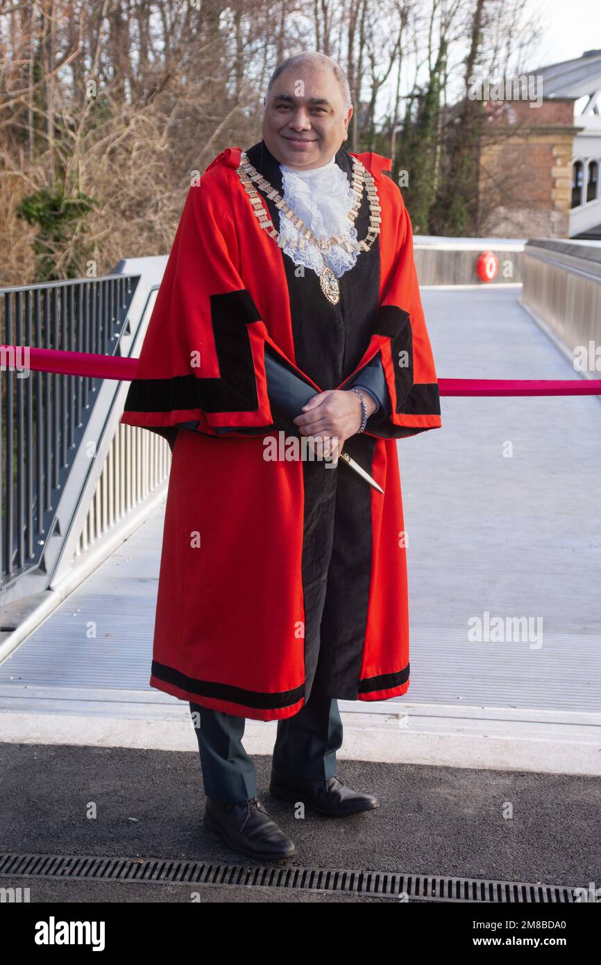 London, UK. 13th Jan, 2023. Dukes Meadows Bridge Opens Improved Thames ...