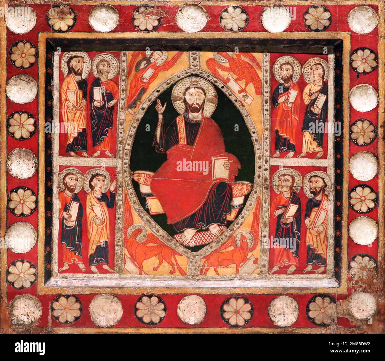 Medieval spanish altar hi-res stock photography and images - Alamy