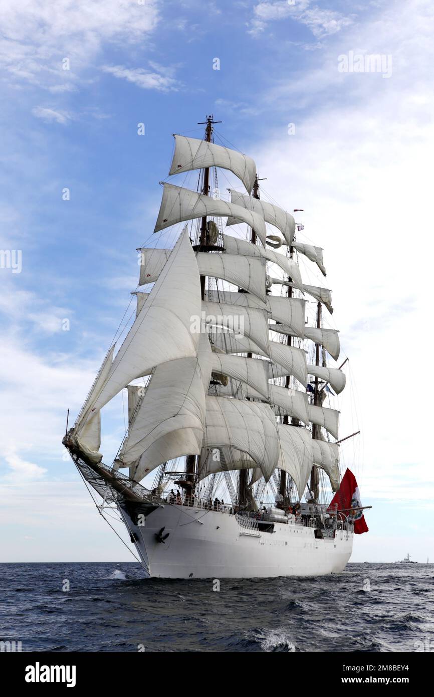 Peruvian Navy tall ship BAP Union at the start of the Sail Boston race, 2017 Stock Photo - Alamy