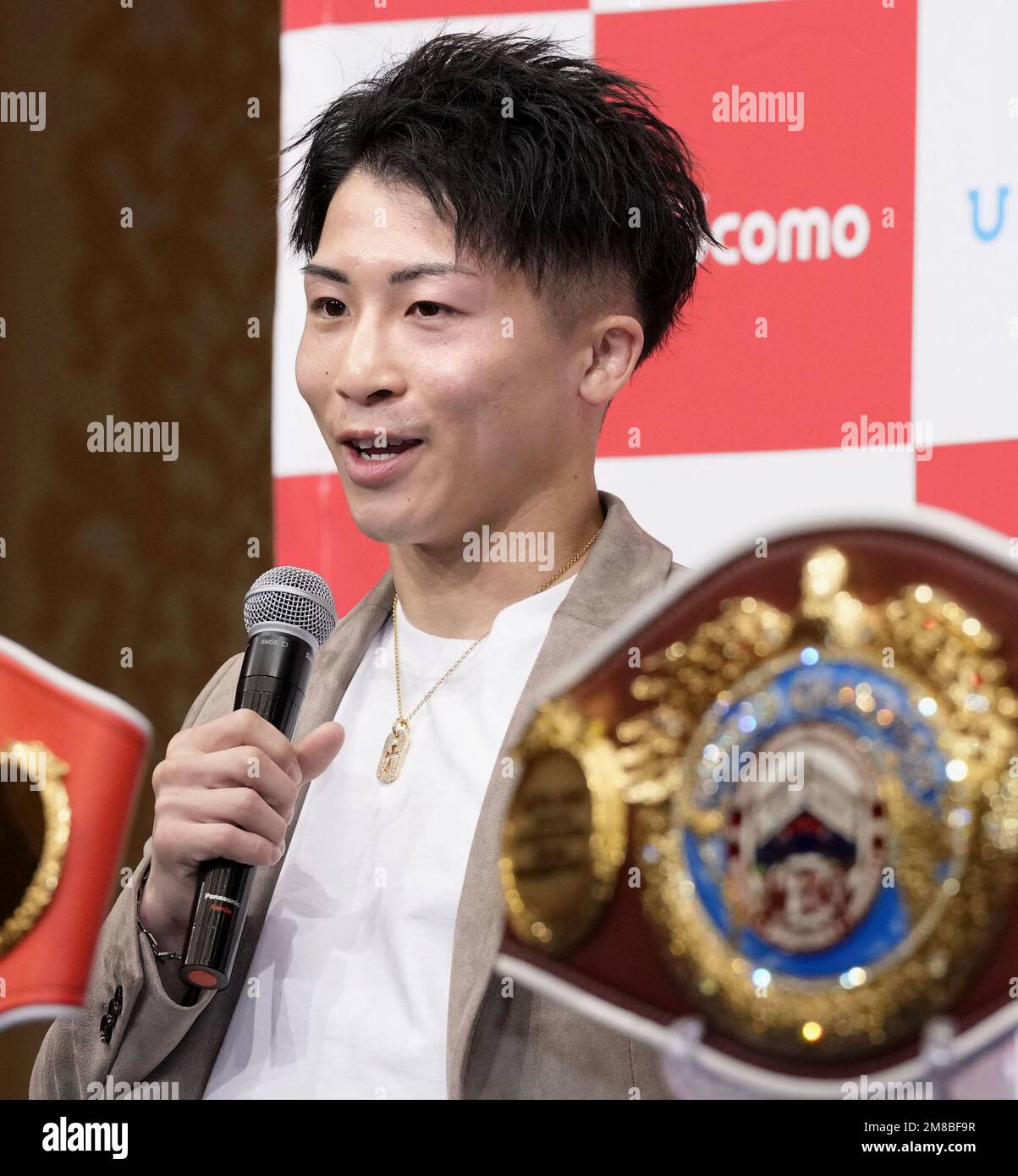 Yokohama, Tokyo, Jan. 13, 2023. Japanese boxer Naoya Inoue speaks at a ...