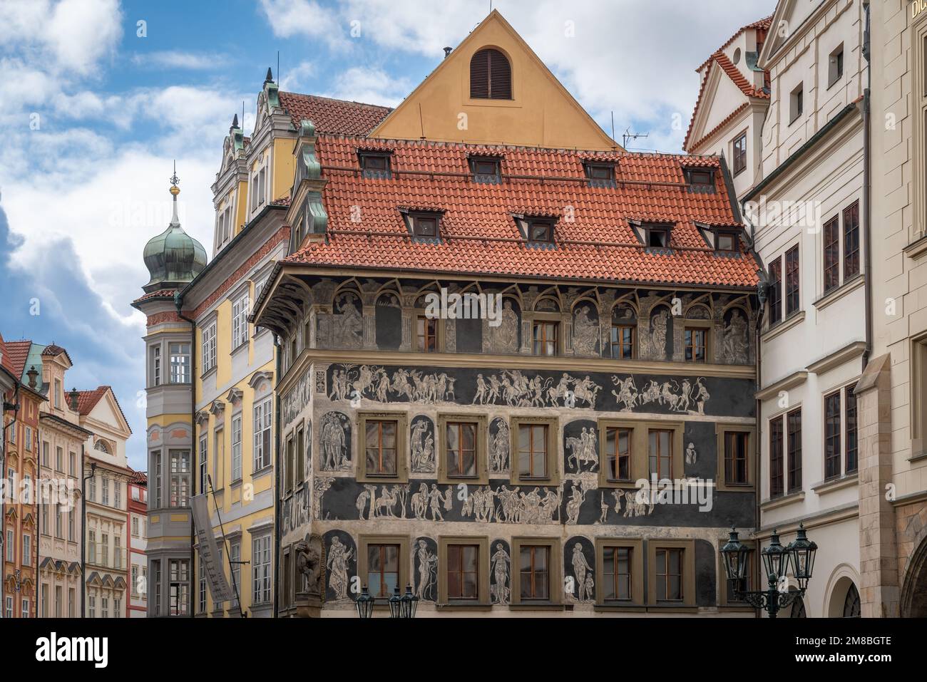 House at the Minute at Old Town Square - Prague, Czech Republic Stock ...