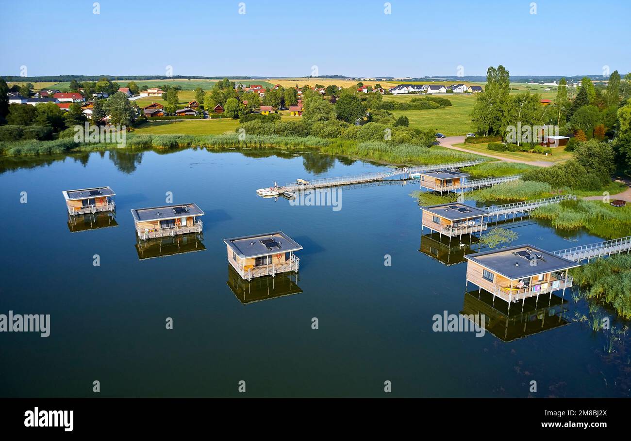 “Etang du Stock”, pond flowing into the Canal des Houilleres de la ...