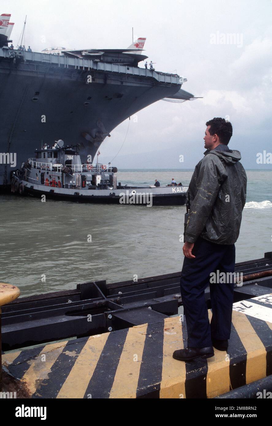 DN-ST-89-10543. Base: Naval Base, Subic Bay Country: Philippines (PHL ...